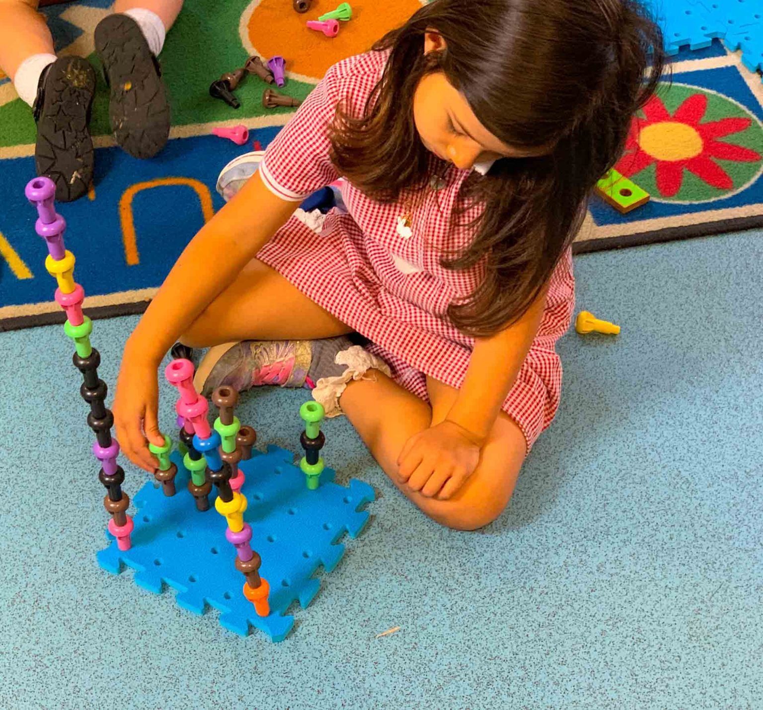 Pegs to Construction Complete Set - Learn Play Nexus